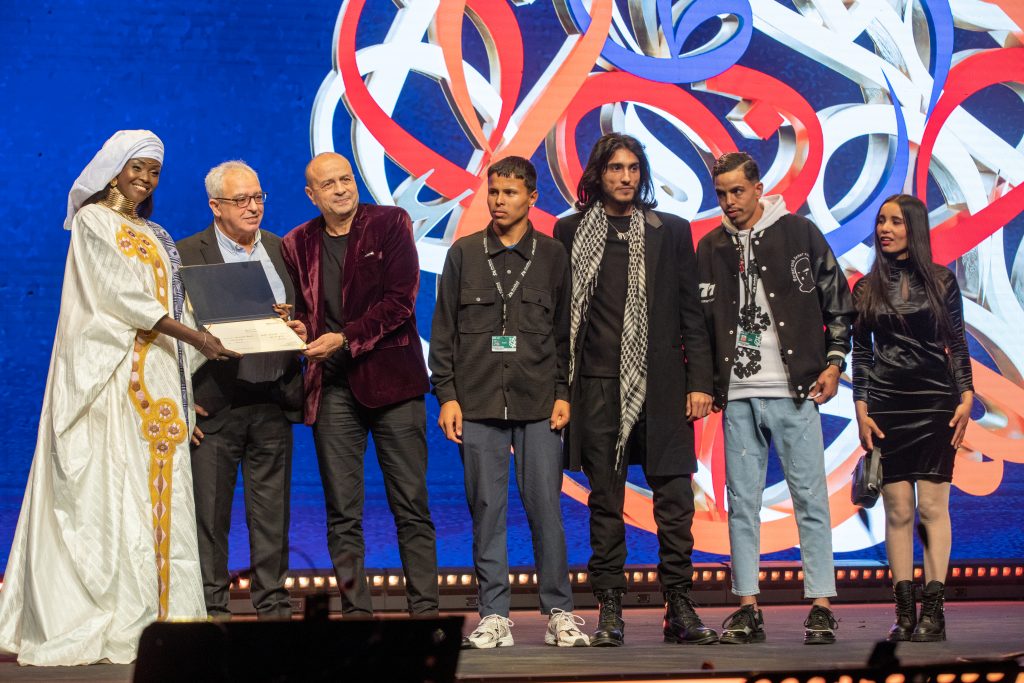 PALMARÈS DES JCC 2024 : «LES ENFANTS ROUGES» DE LOTFI ACHOUR REMPORTE ...